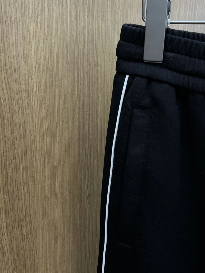 Indistinguishable Fendi Long Pants