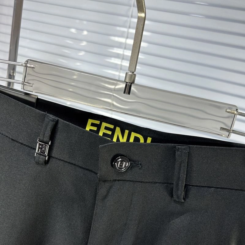 Accurate model Fendi Long Pants