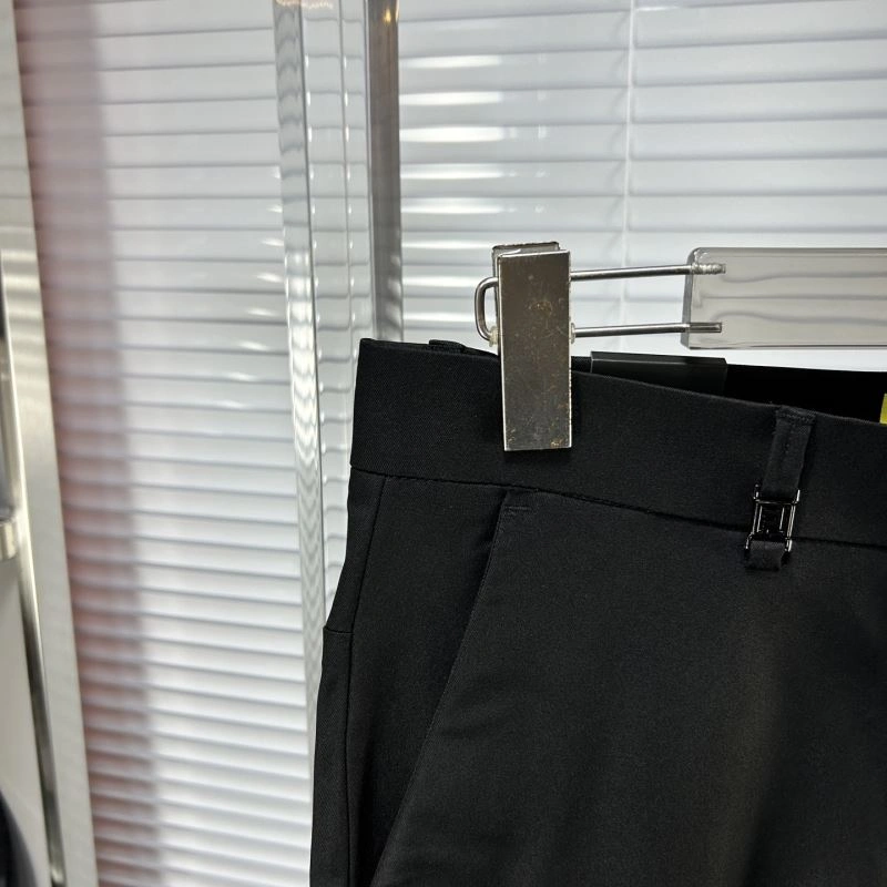 Accurate model Fendi Long Pants