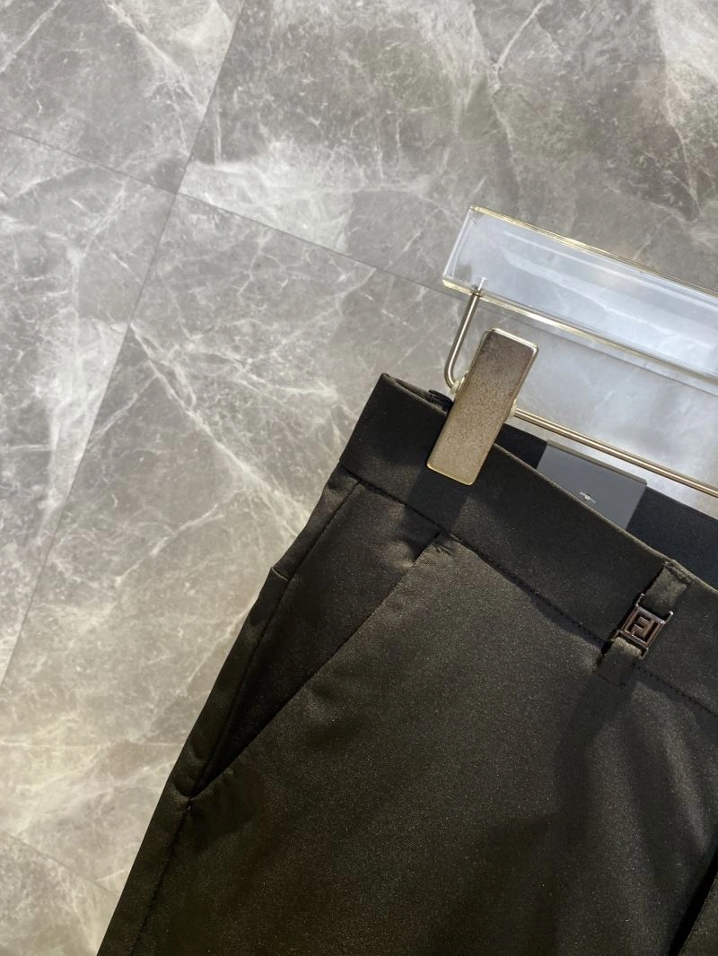 Accurate model Fendi Long Pants