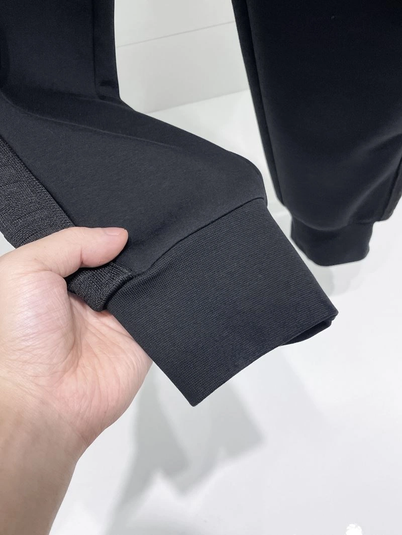 Accurate model Fendi Long Pants