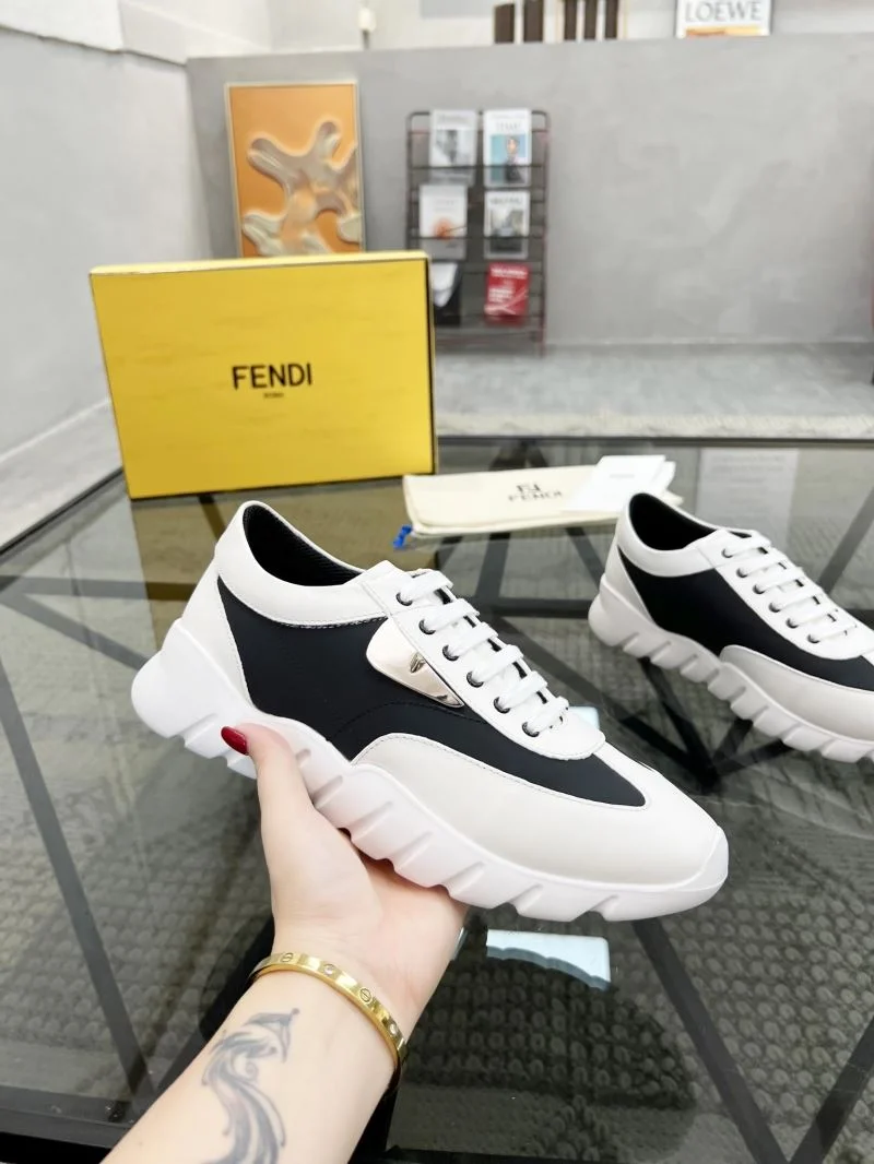 Bargain Fendi Low Shoes