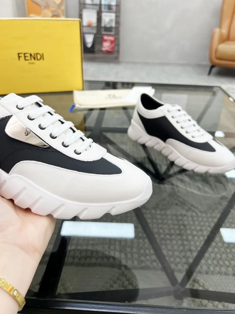 Bargain Fendi Low Shoes