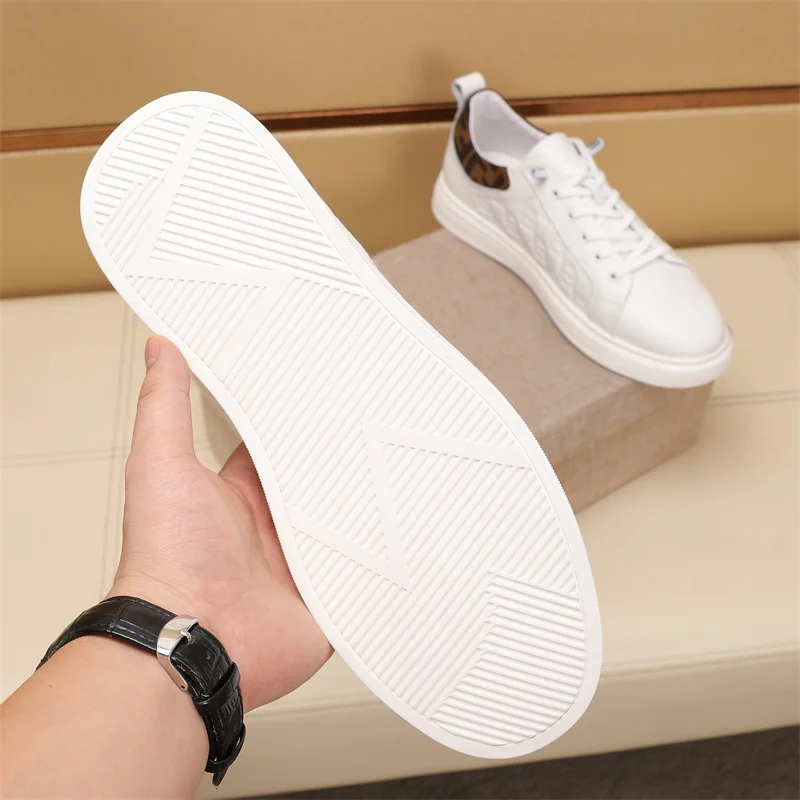 Top mirror Fendi Low Shoes