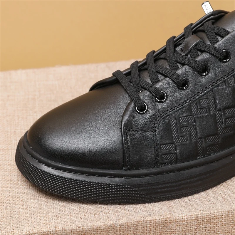 Top mirror Fendi Low Shoes