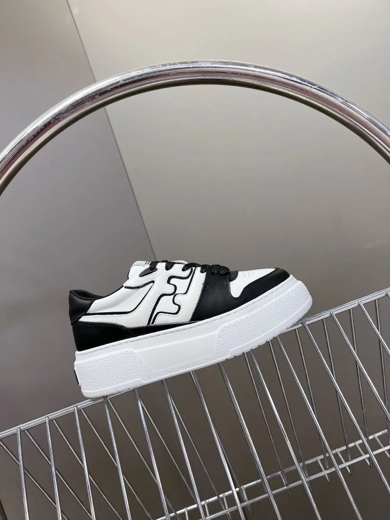 Accurate model Fendi Low Shoes