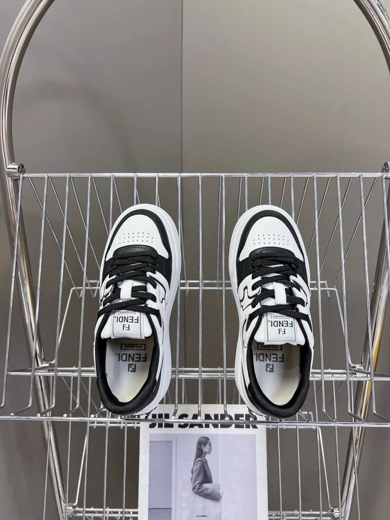Accurate model Fendi Low Shoes