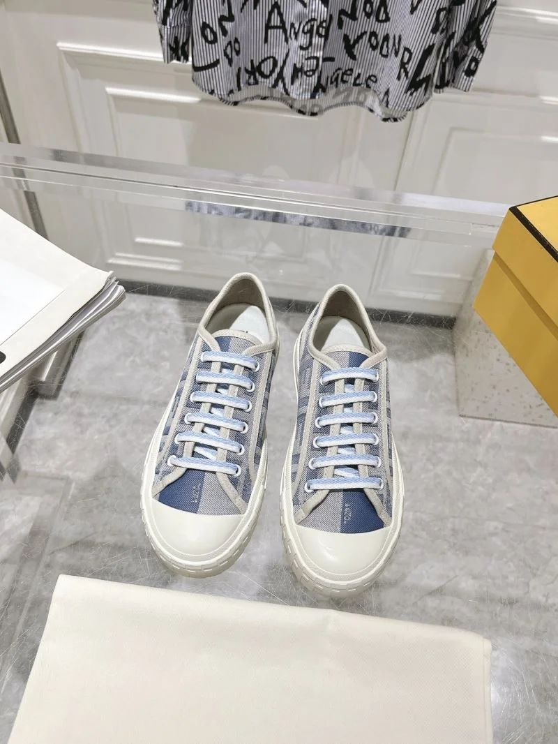 Fendi Low Shoes