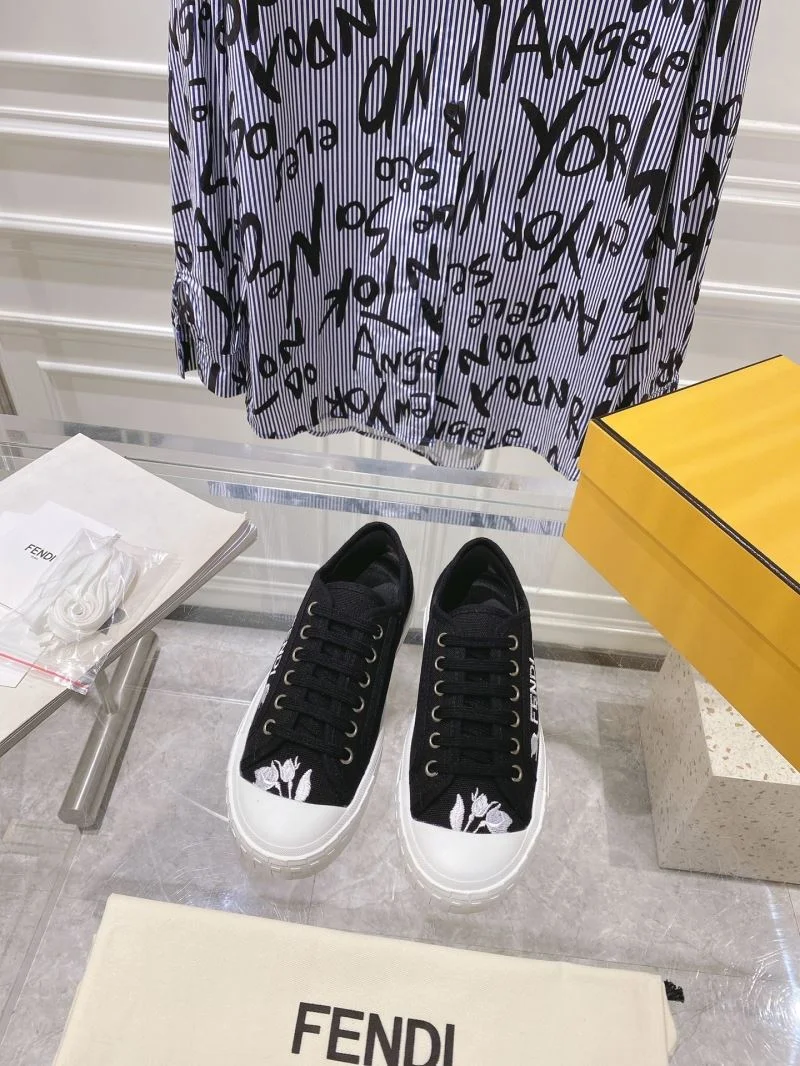 Fendi Low Shoes
