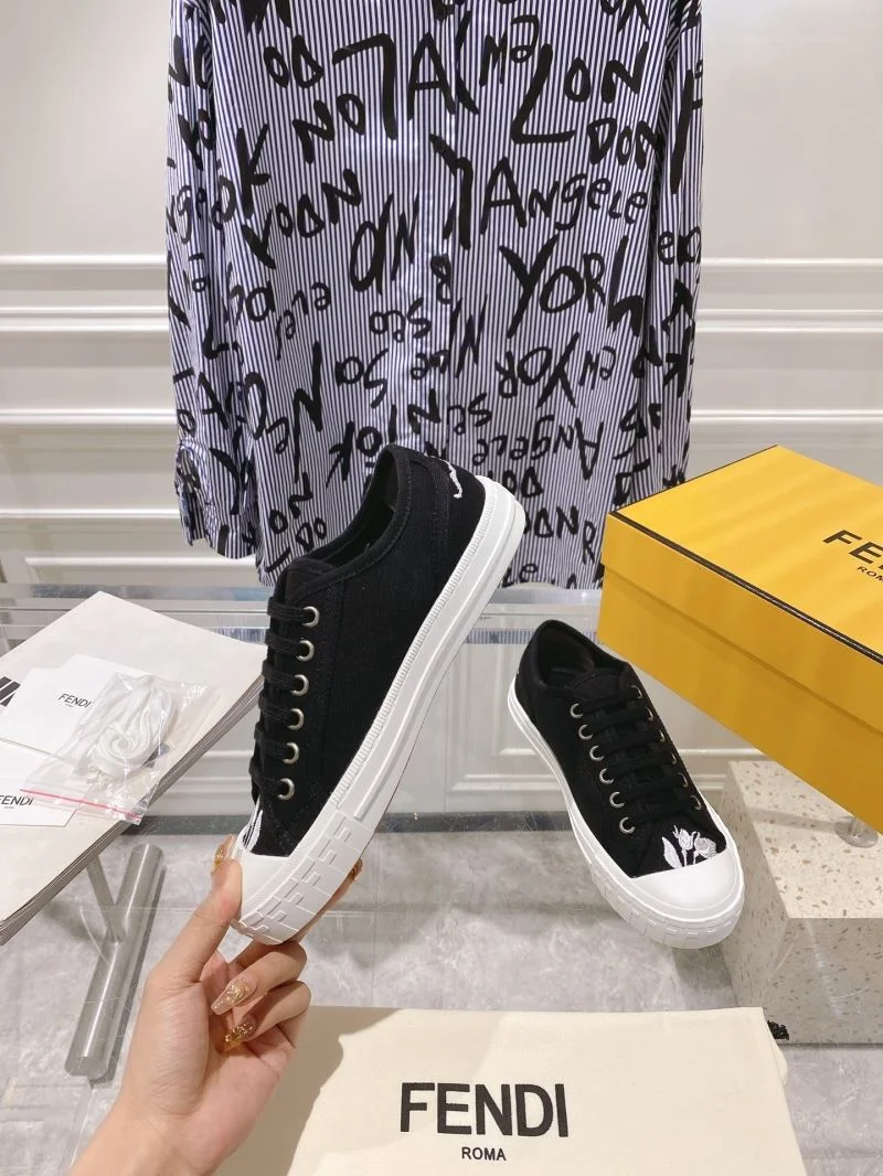 Brand-original Fendi Low Shoes
