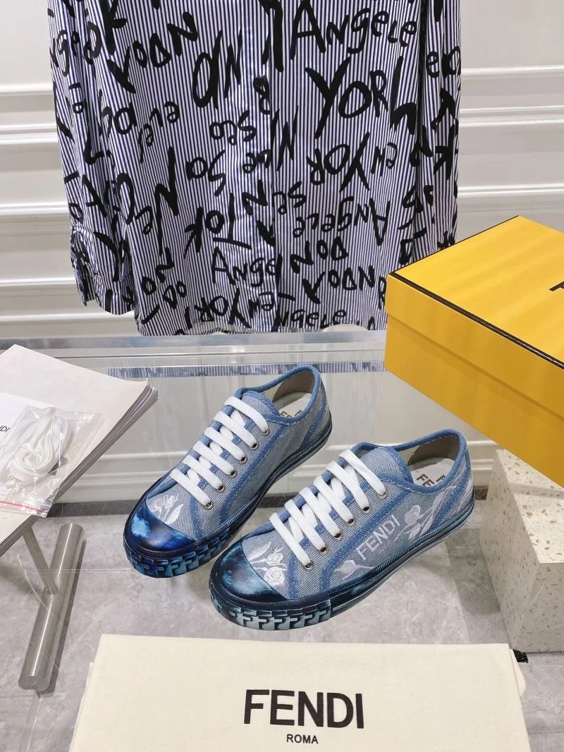 Brand-original Fendi Low Shoes