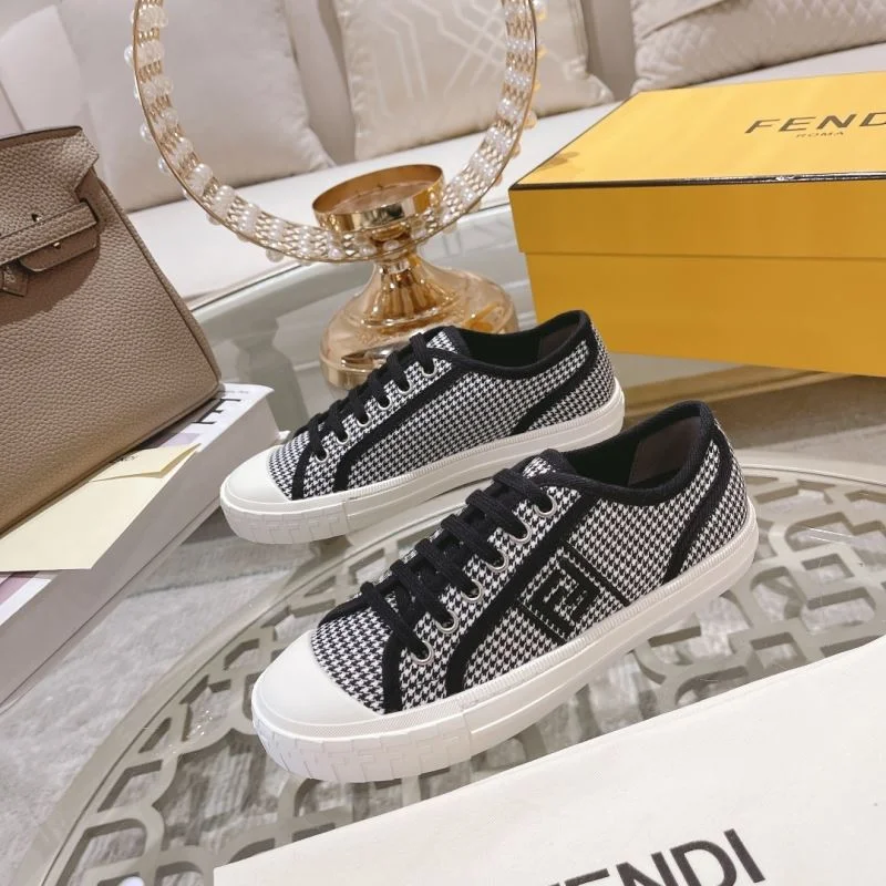 Fendi Low Shoes