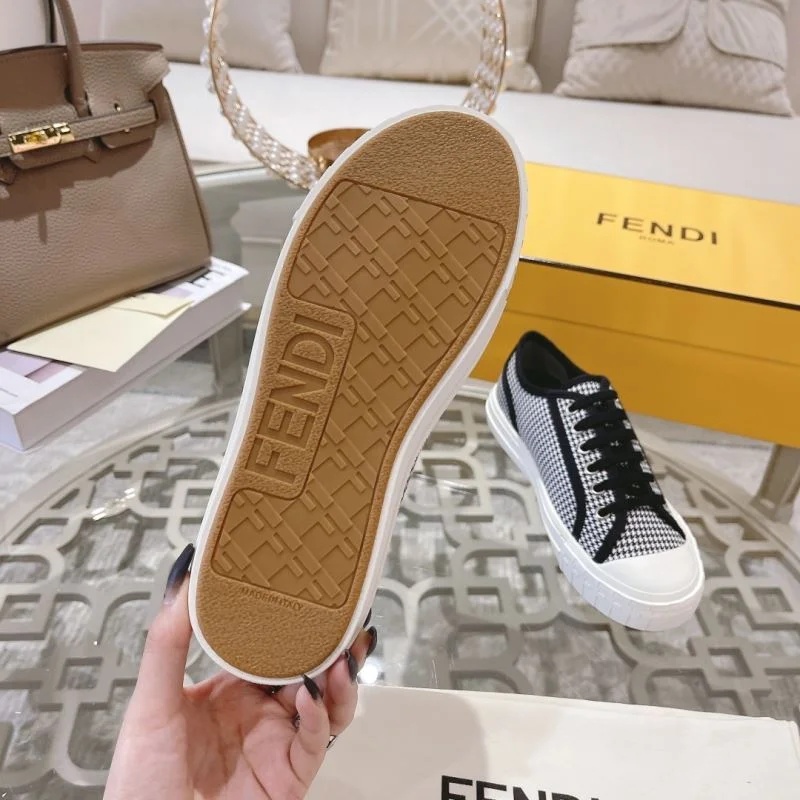 Factory-made Fendi Low Shoes