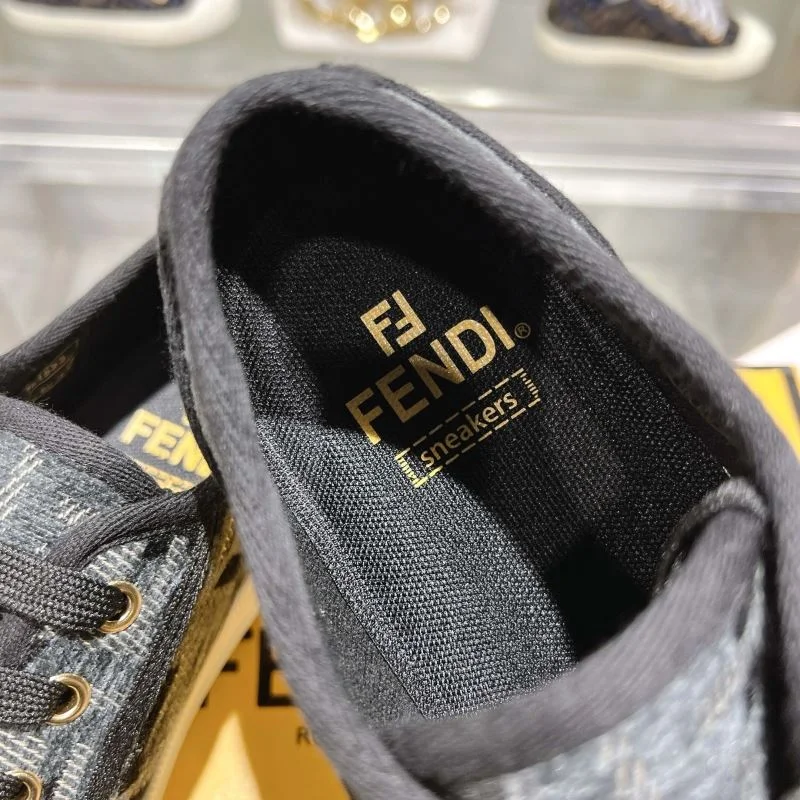 Brand-original Fendi Low Shoes