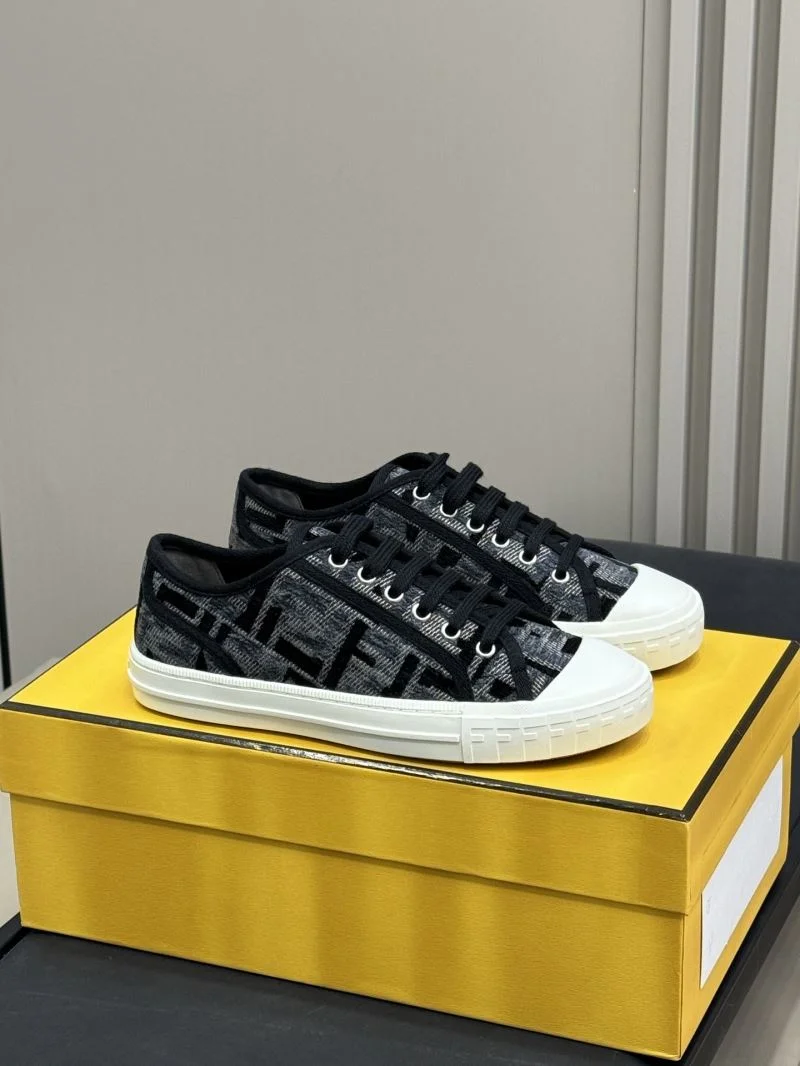 Fendi Low Shoes