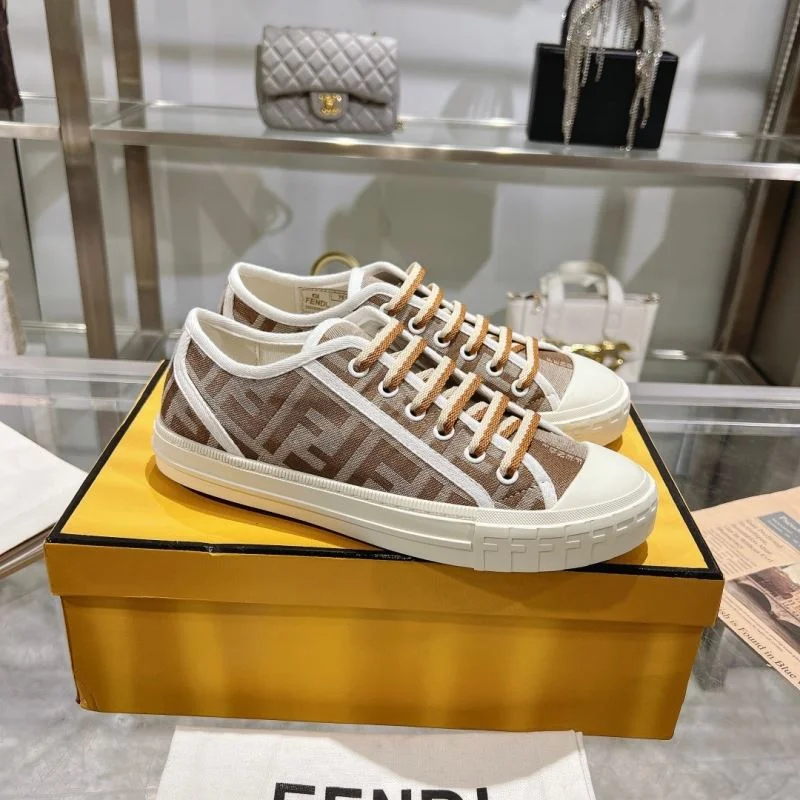 Fendi Low Shoes