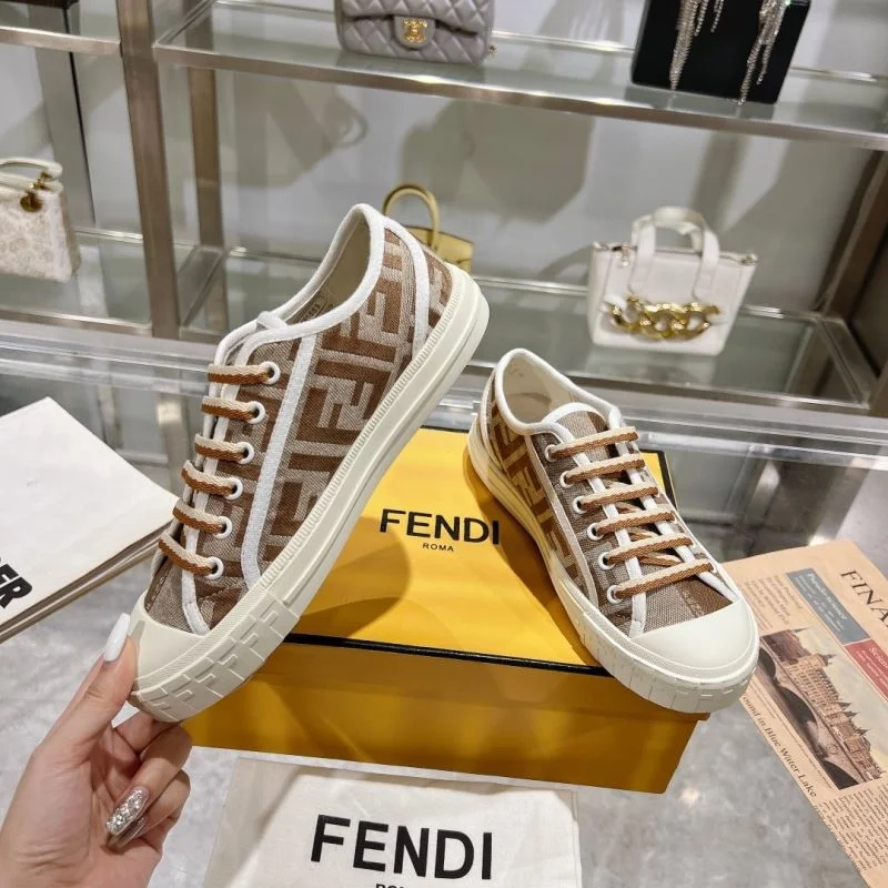 Bargain Fendi Low Shoes