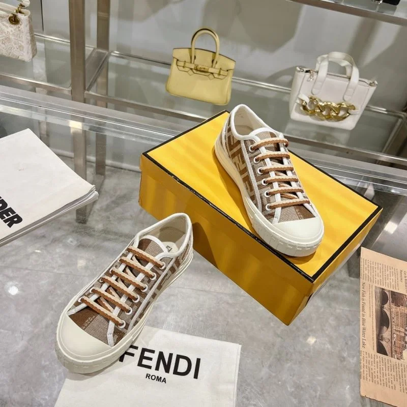 Bargain Fendi Low Shoes