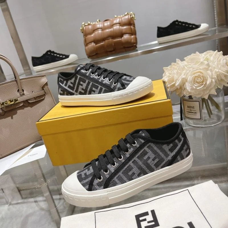Inexpensive Fendi Low Shoes