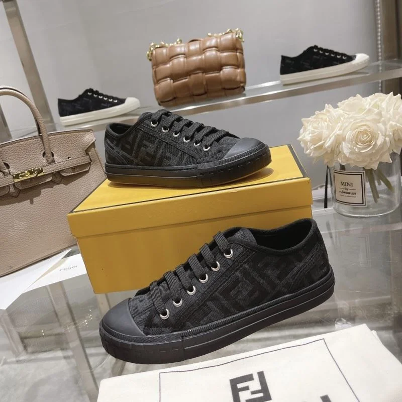 Accurate model Fendi Low Shoes