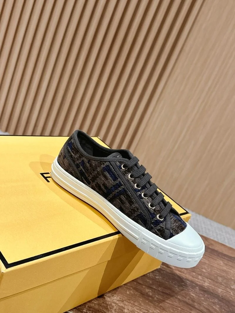 Accurate model Fendi Low Shoes