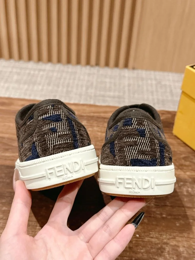 Accurate model Fendi Low Shoes