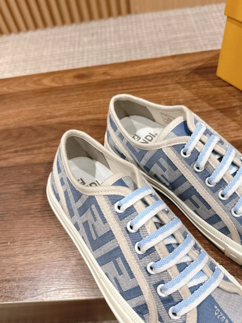Bargain Fendi Low Shoes