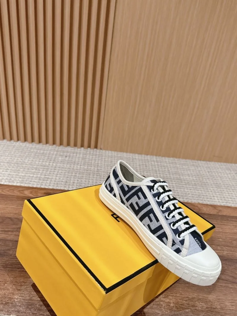 Cut-rate Fendi Low Shoes