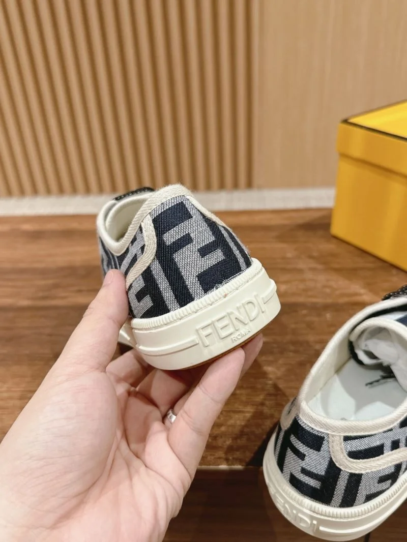 Cut-rate Fendi Low Shoes