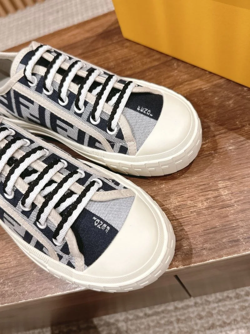Cut-rate Fendi Low Shoes