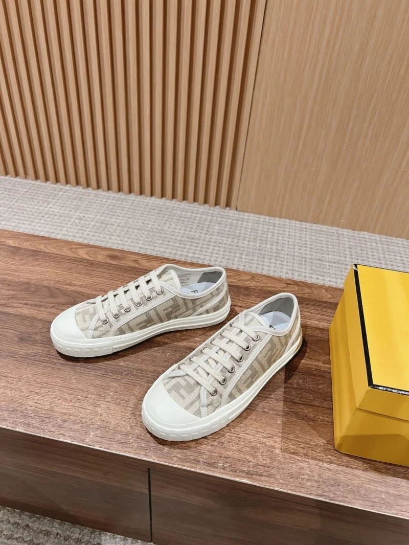 Cut-rate Fendi Low Shoes