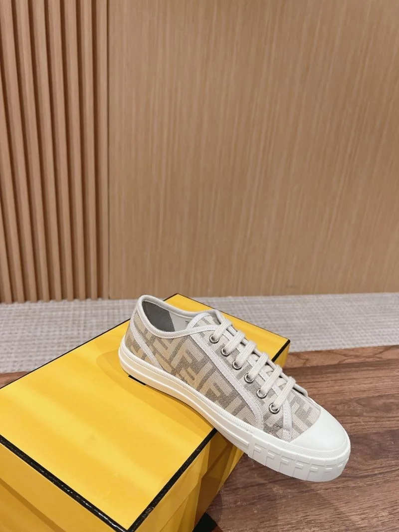 Cut-rate Fendi Low Shoes