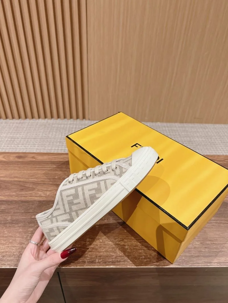 Cut-rate Fendi Low Shoes