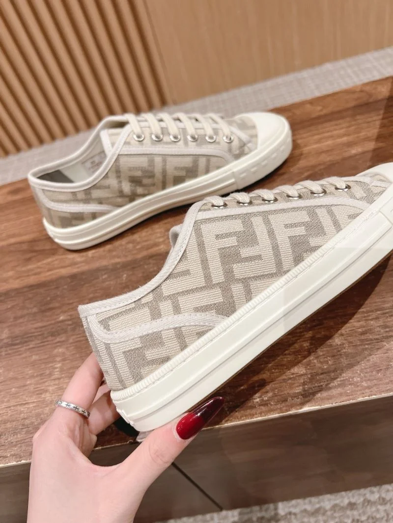 Cut-rate Fendi Low Shoes