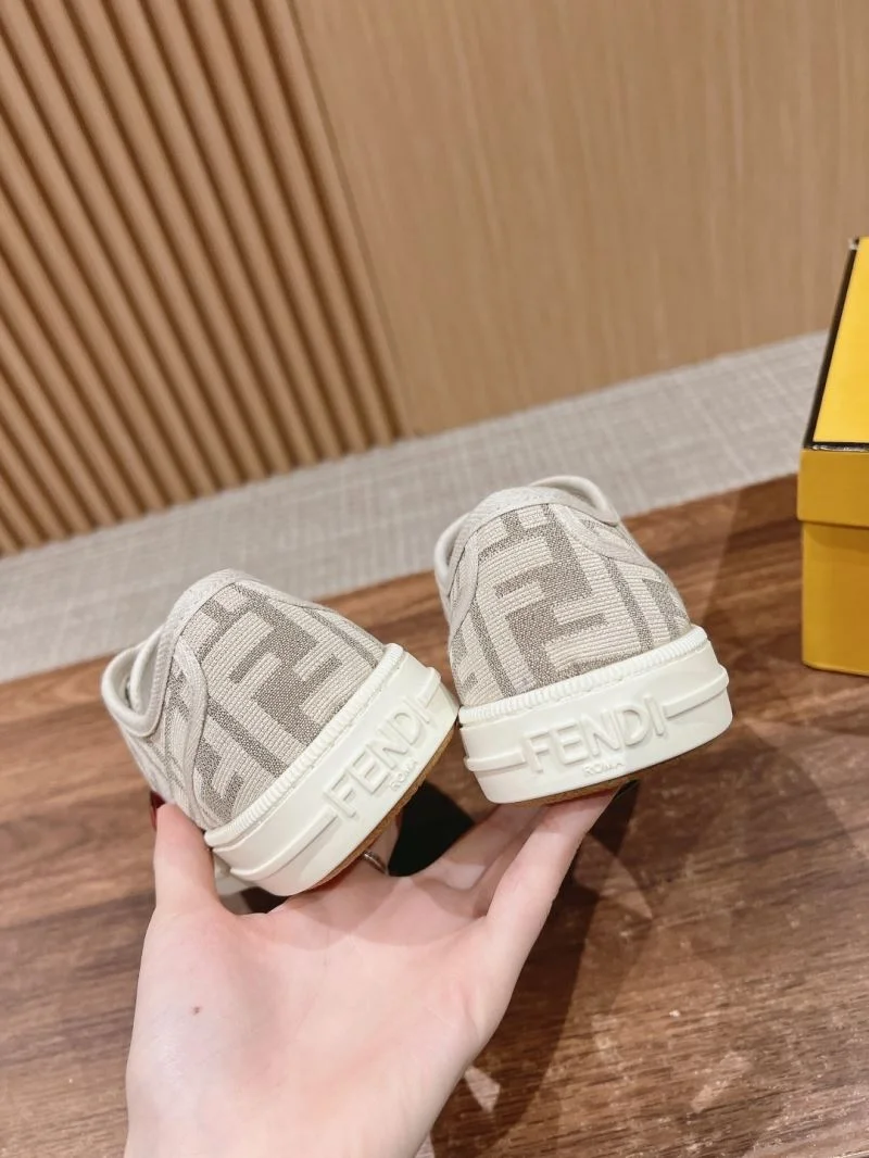Cut-rate Fendi Low Shoes