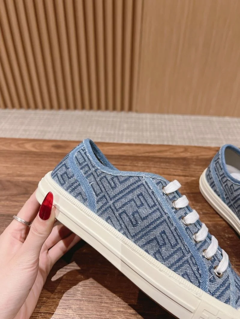 Inexpensive Fendi Low Shoes