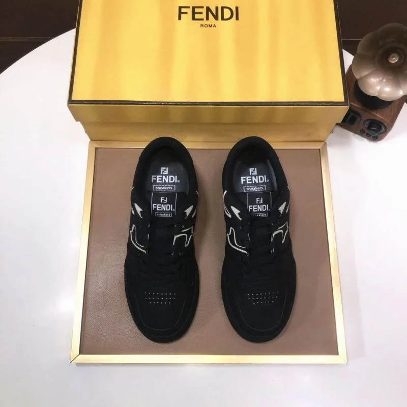 Fendi Low Shoes