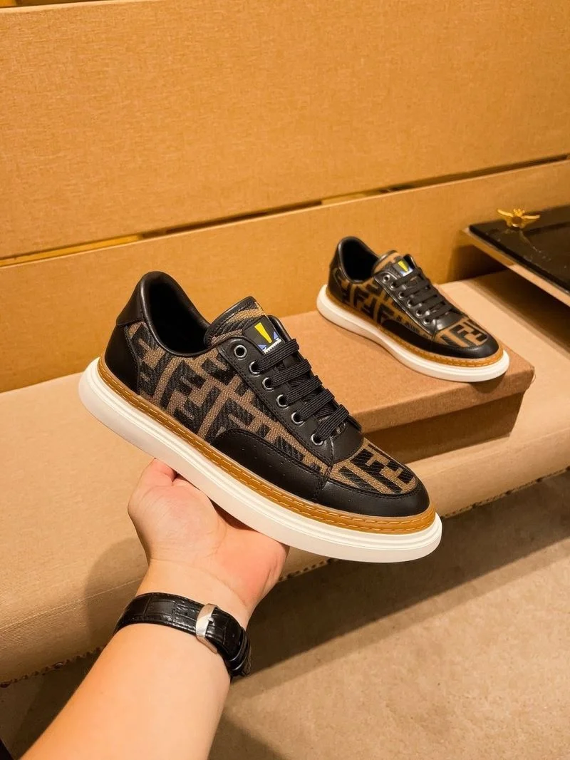 Bargain Fendi Low Shoes