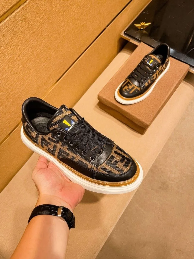 Bargain Fendi Low Shoes