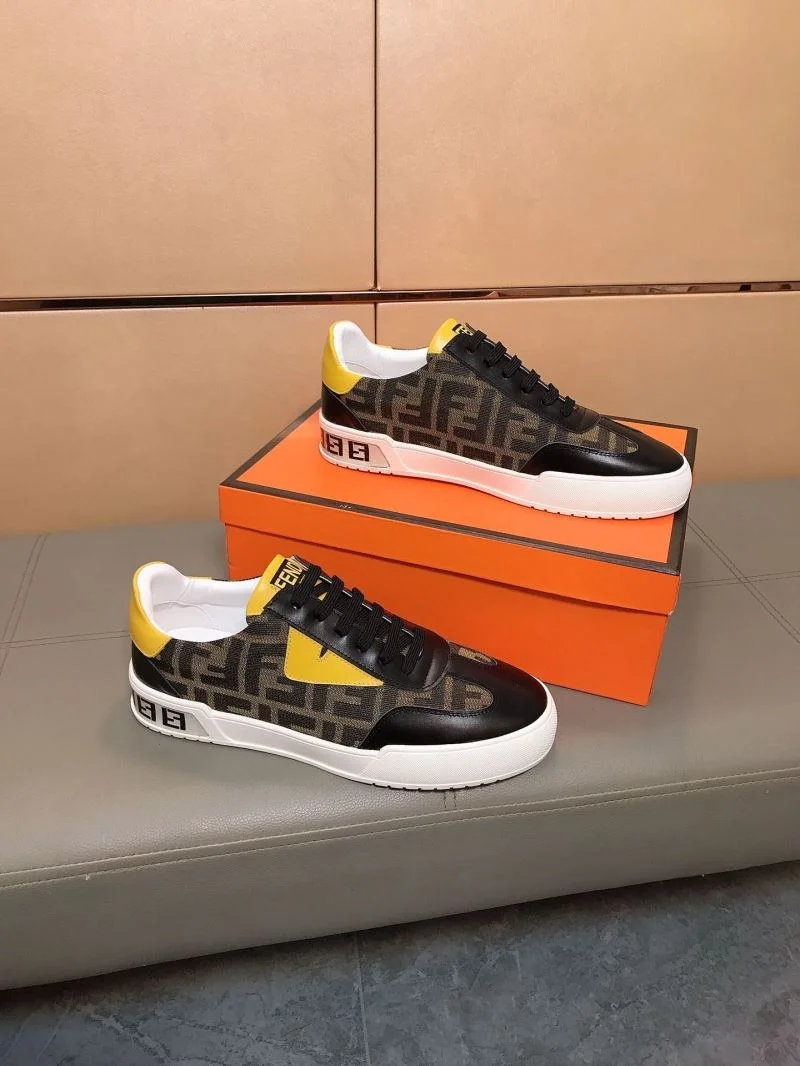 Top mirror Fendi Low Shoes