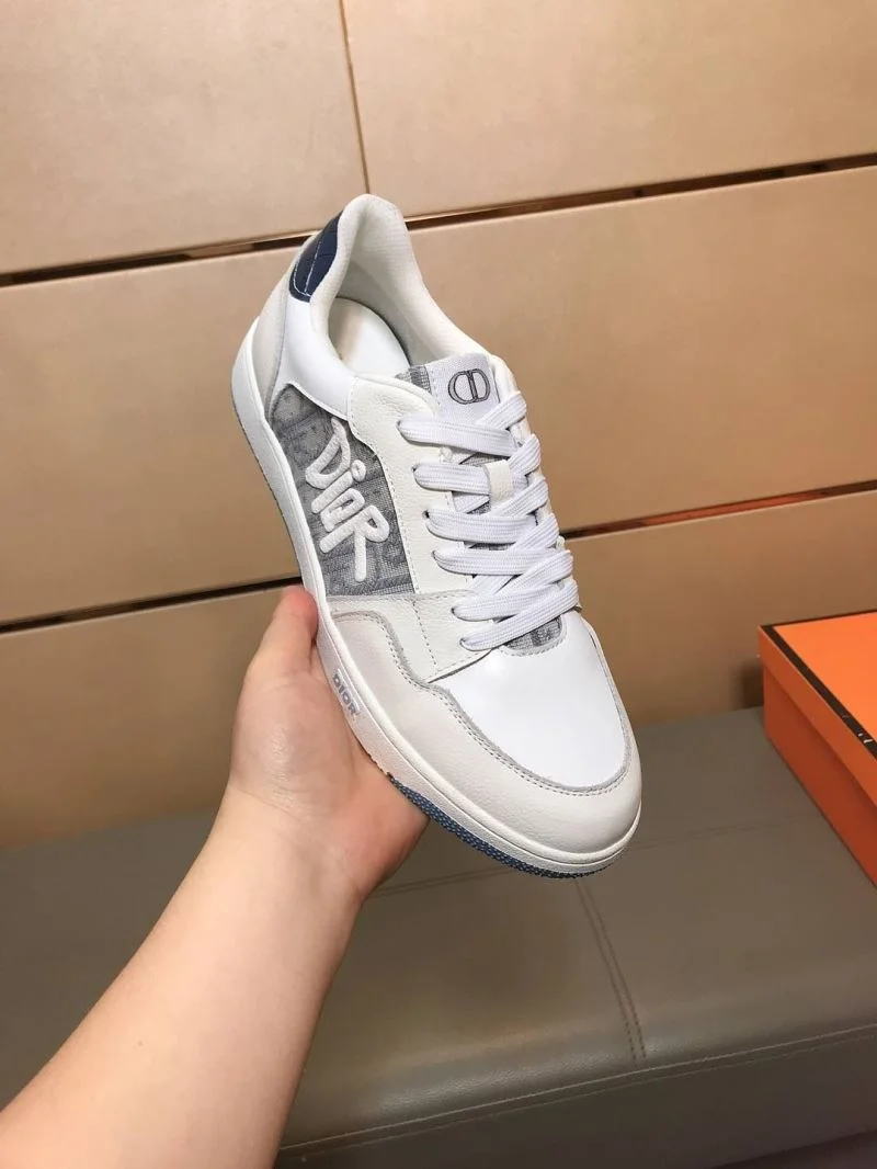 Indistinguishable Fendi Low Shoes