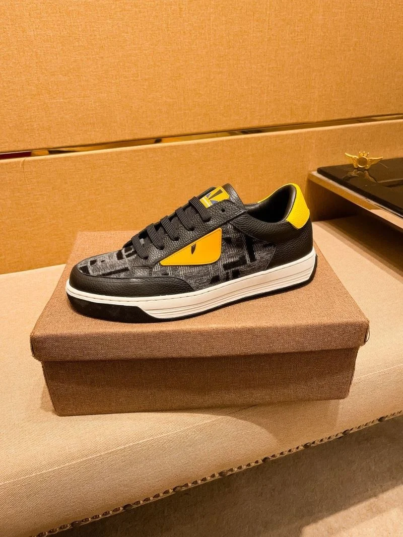 Top mirror Fendi Low Shoes