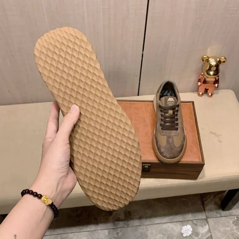 High accuracy Fendi Low Shoes