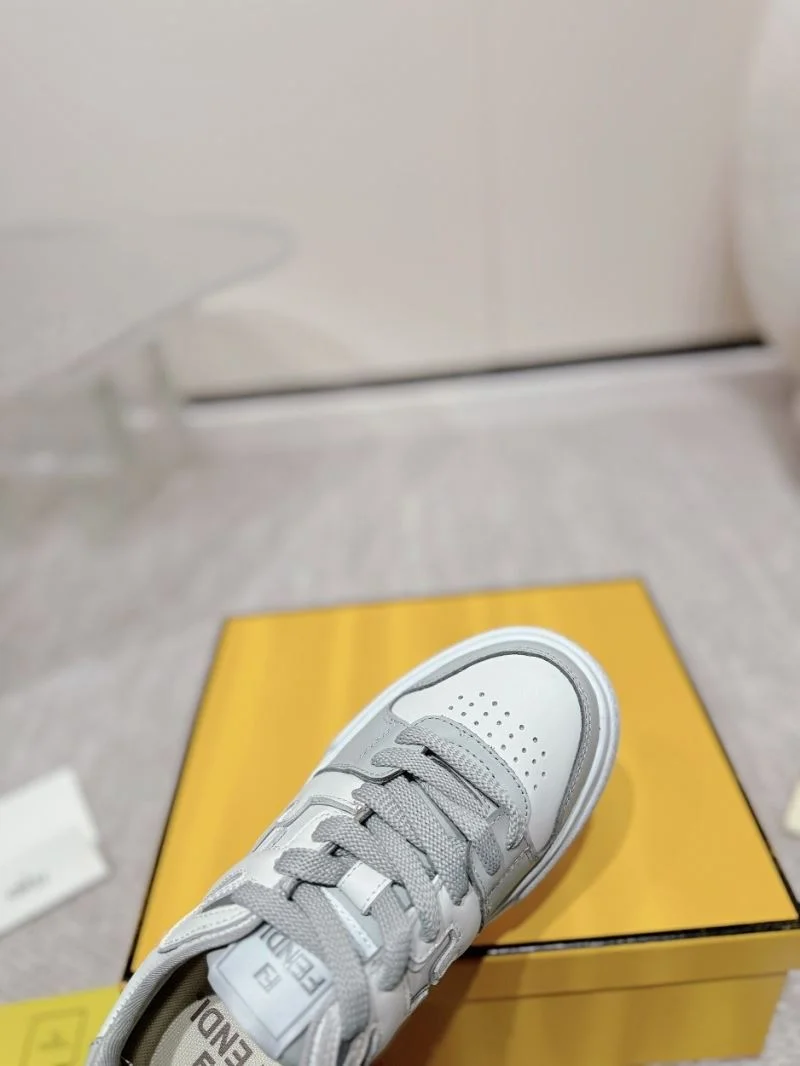 Cut-rate Fendi Low Shoes