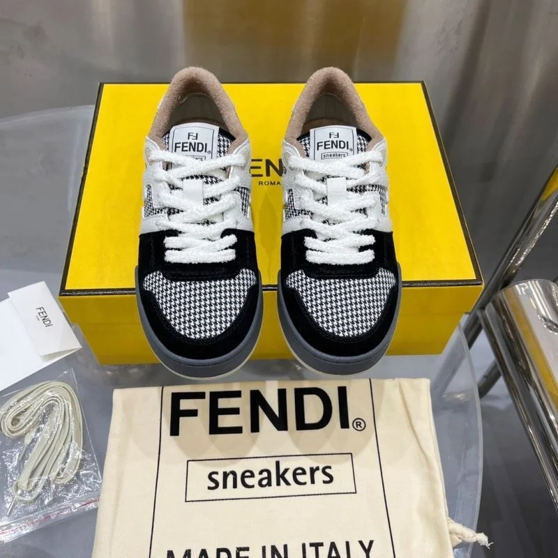 Fendi Low Shoes