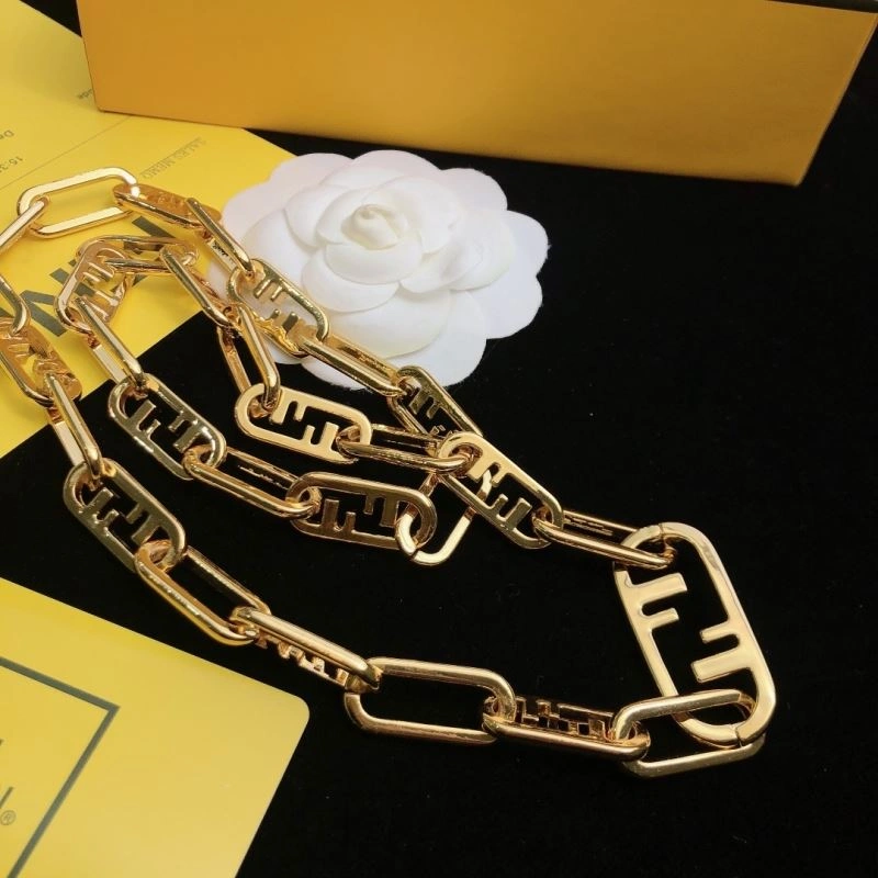 Precise copy Fendi Necklaces