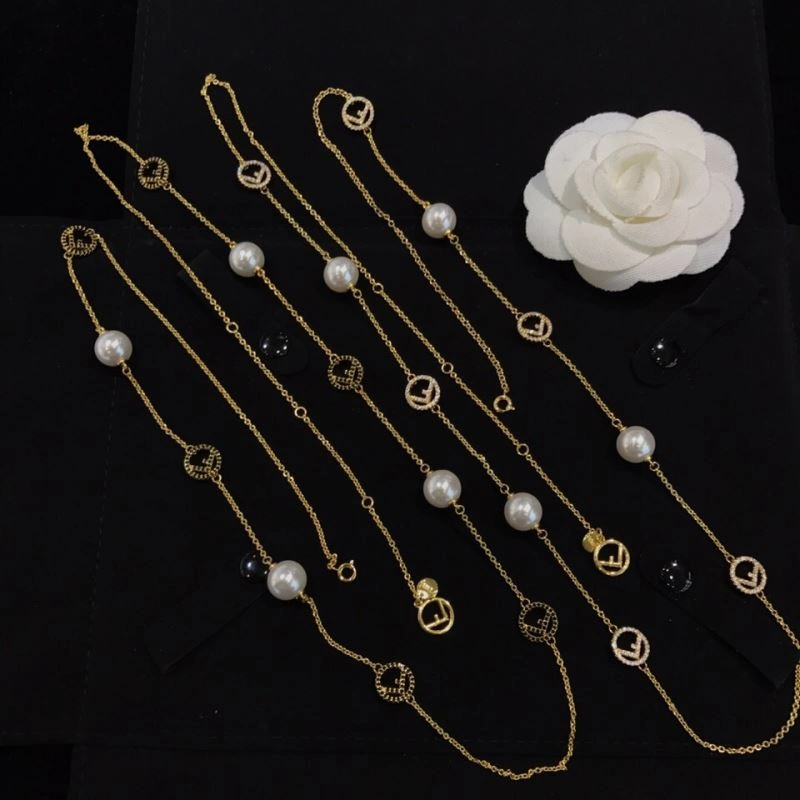 Accurate model Fendi Necklaces