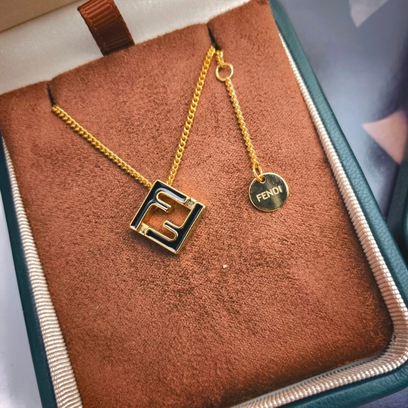 Mirror quality Fendi Necklaces