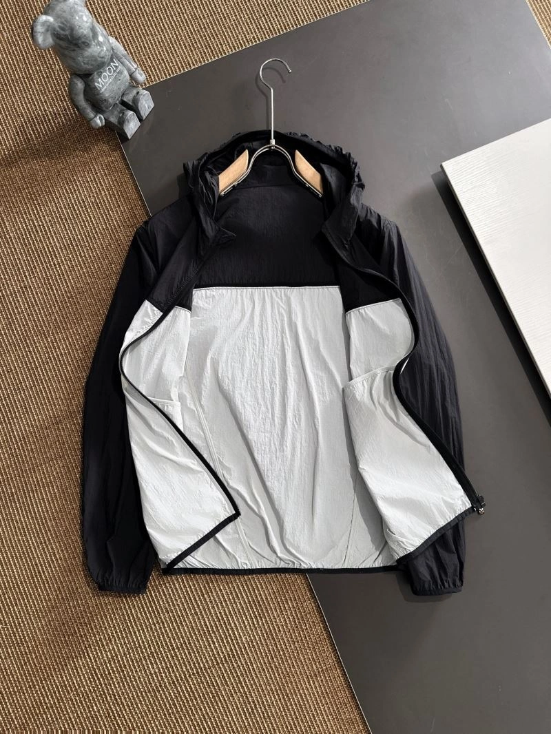 Indistinguishable Fendi Outwear