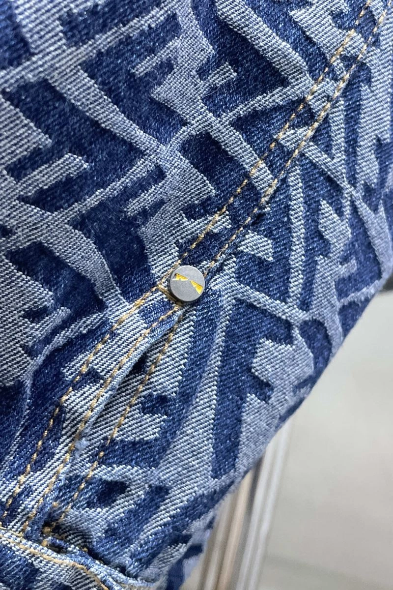 Top mirror Fendi Outwear